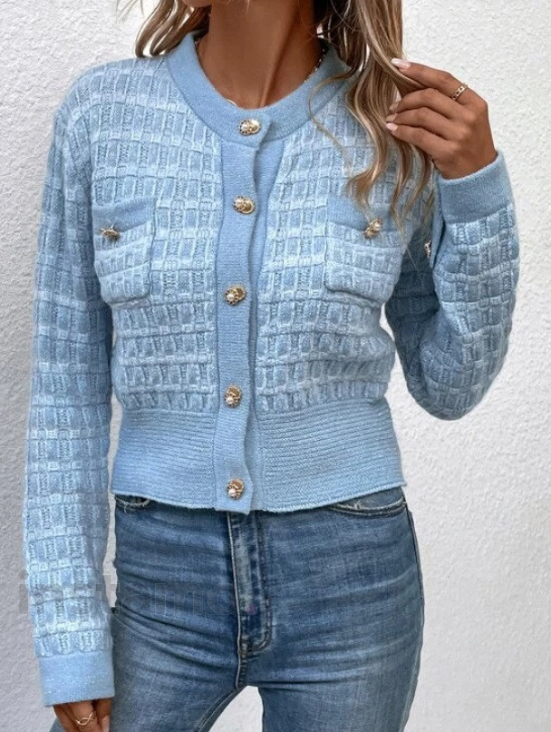 Světle modrý svetr | instamo.